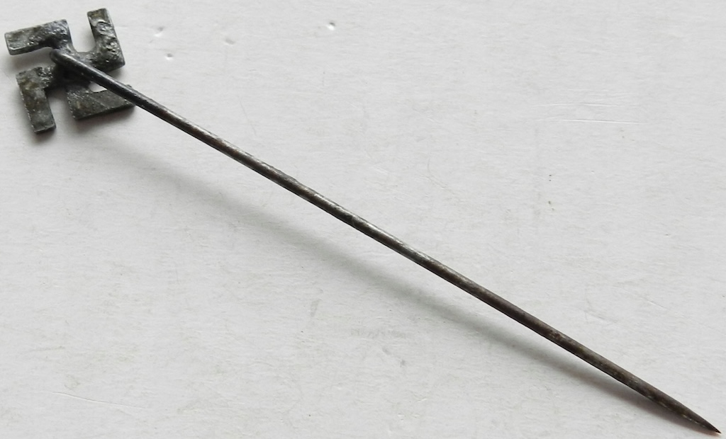 WW2 German Nazi NSDAP BADGE SWASTIKA 3RD REICH stickpin stick pin