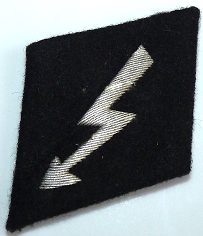 Ww2 German Nazi Listed Waffen Ss Shoulder Patch Lightning Signals