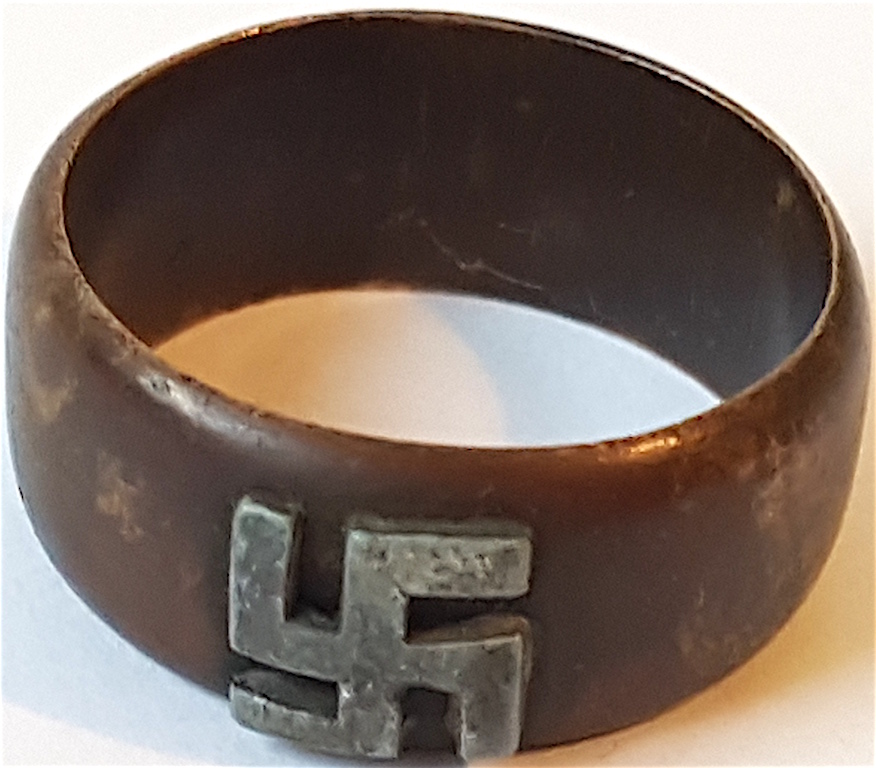 WW2 GERMAN NAZI UNIQUE WAR PERIOD RING WITH A NICE SWASTIKA SOLDIER'S ...